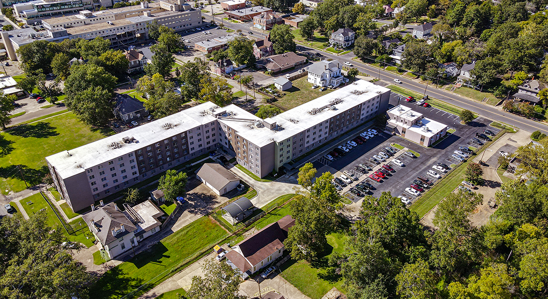 Jordan Square Apartments – Silver Tree Residential